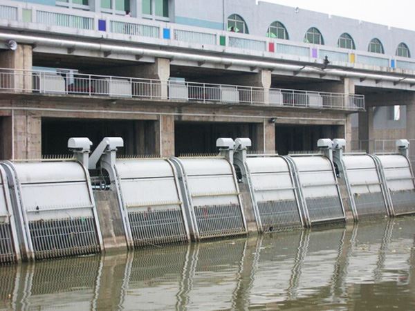 automatic mechanical coarse bar screen for screening trash of ...